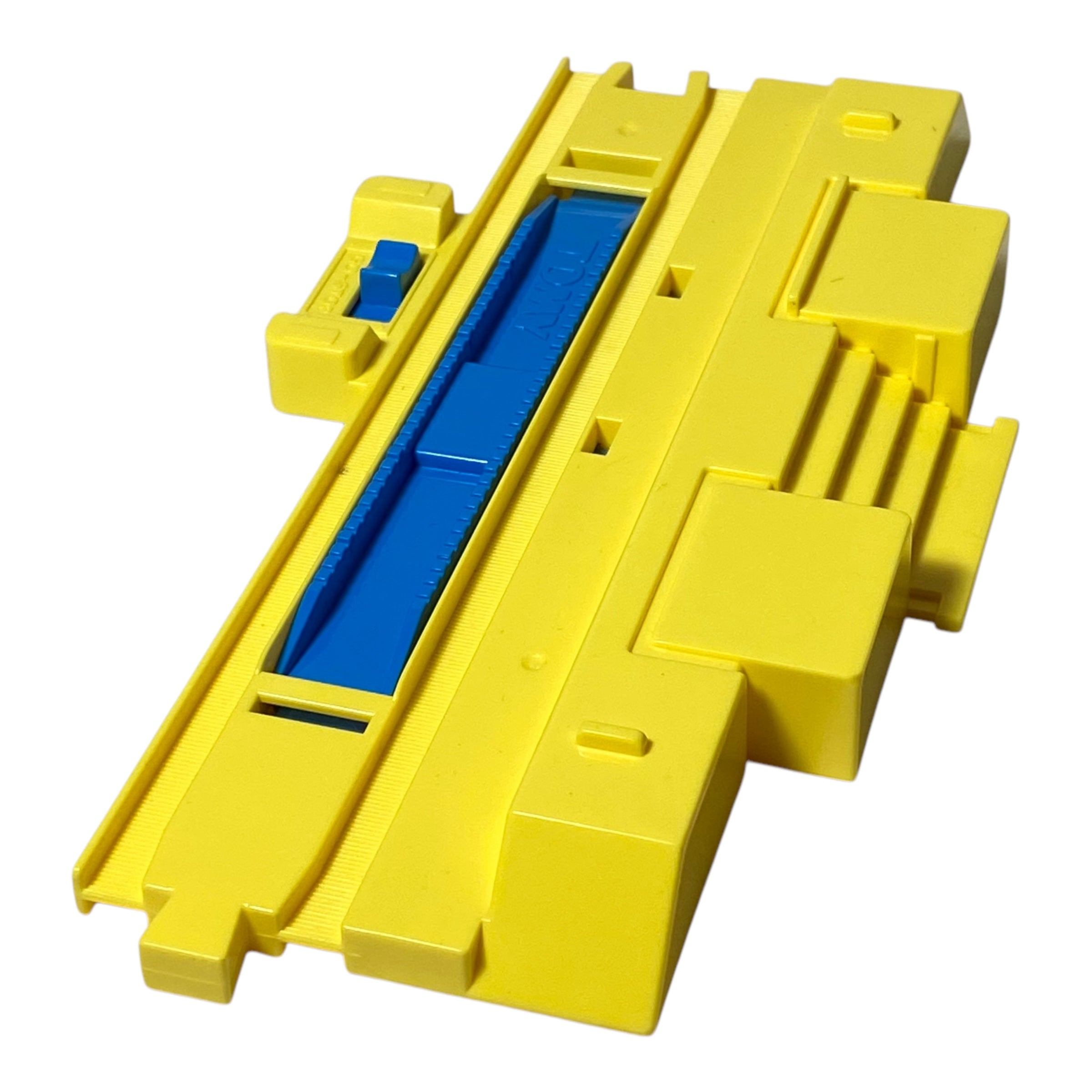 TOMY Yellow Platform Stopper Track – Kaikki